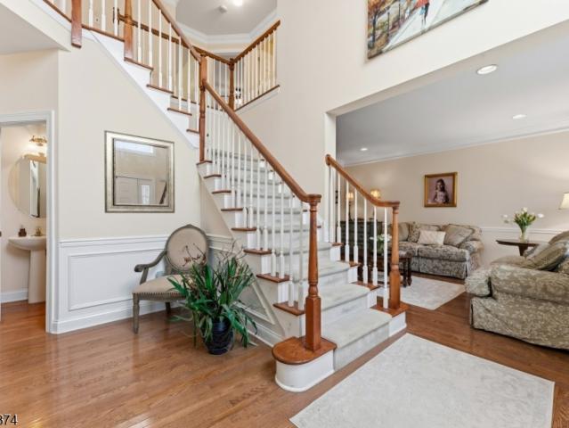 26 Rouser Way