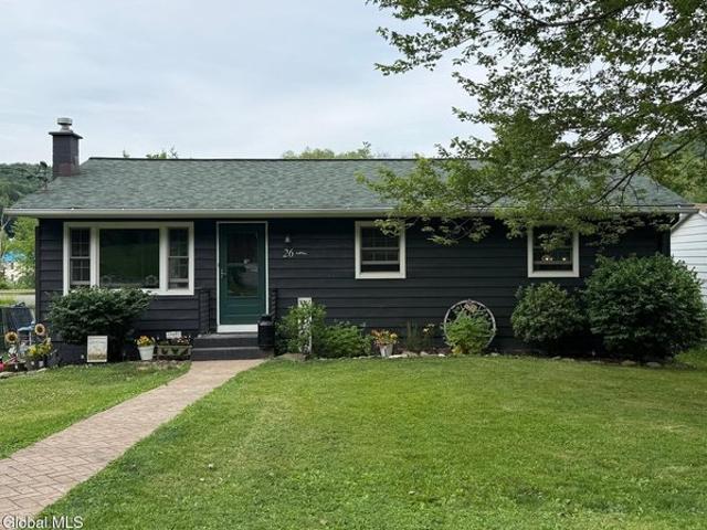 26 S Main St, Berlin, NY 12022