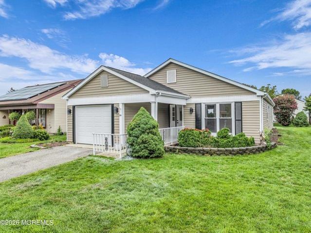 26 Saint Paul Pl, Manchester, NJ 08759