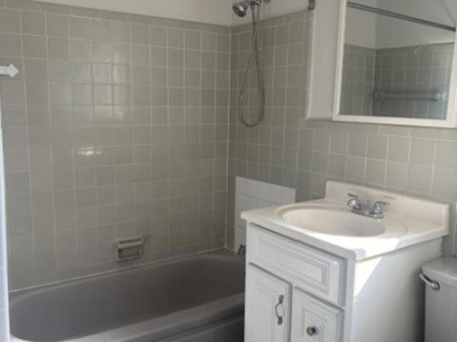 26B Troy Dr # b