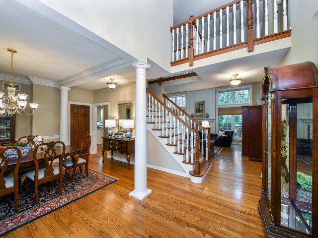 26W039 Marion Avenue