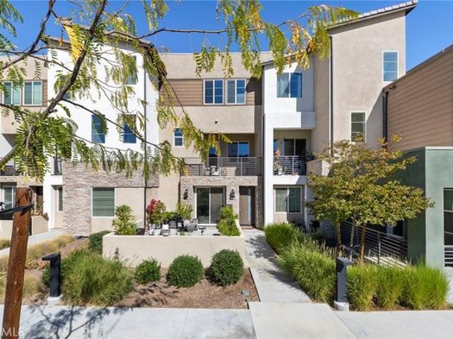 27040 Painted Sky Way, Valencia, CA 91381