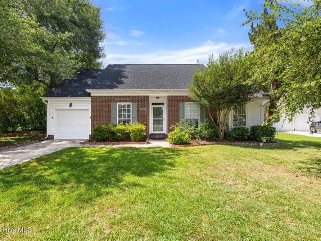 2704 Manor Ct, Wilmington, NC 28405