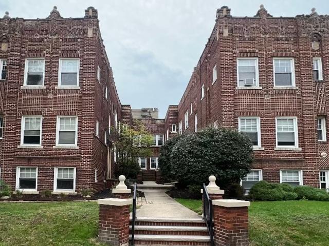 2704 Mayfield Road