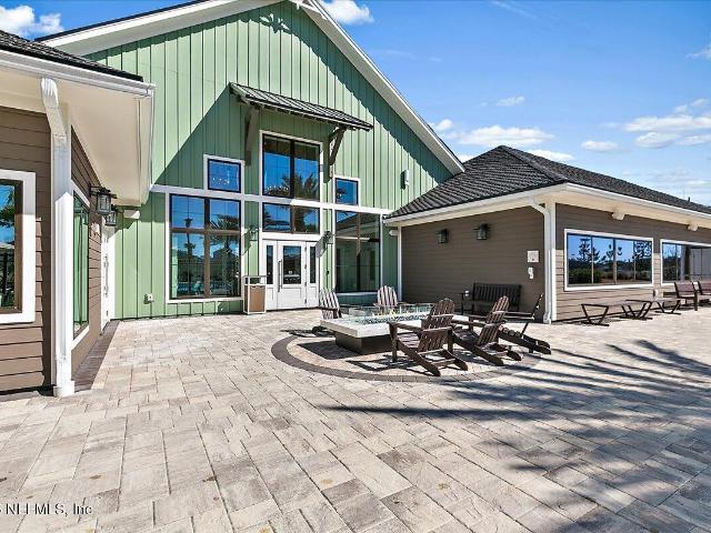 2704 Berryhill Rd, Green Cove Springs, FL 32043 | MLS #2140
