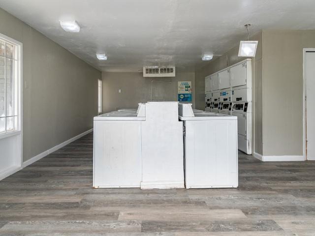2704 CDMX Studio Apartment for Rent at 2704 S Cockrell Hill Rd, Dallas, TX 75211