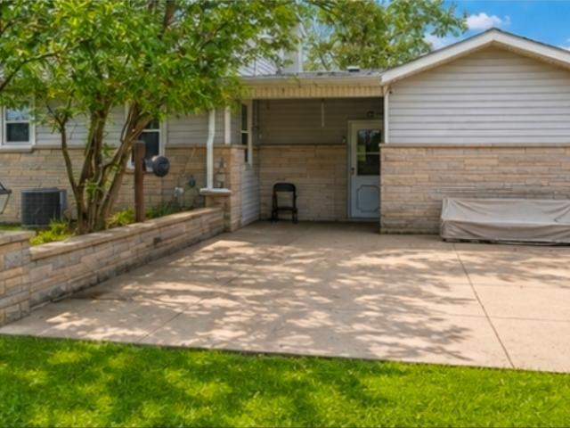2704 E County Road 50 N