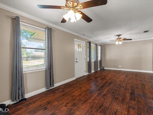 2704 E Cavett Dr, Shreveport, LA 71104 | MLS #21087 | Compass
