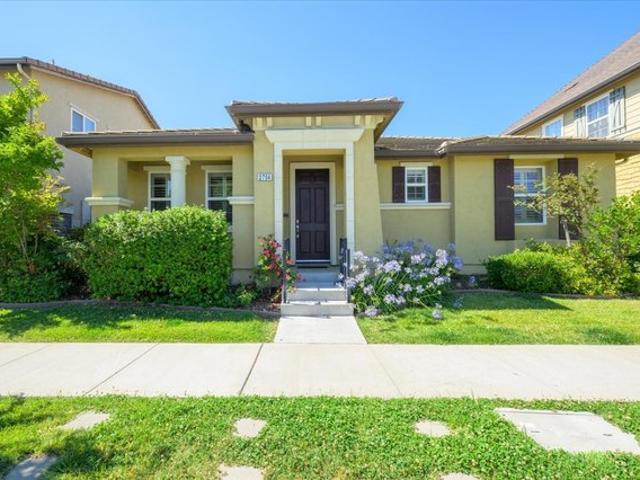 2704 Farmers Central Rd, Woodland, CA 95776