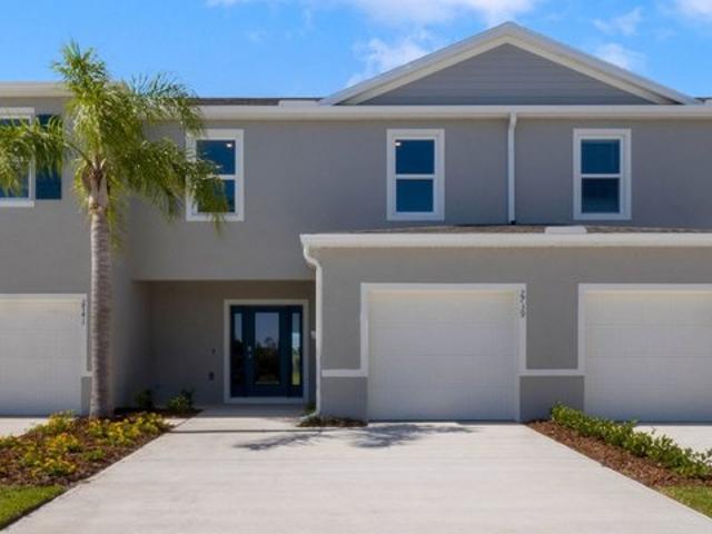 2704 Golden Trout Ln, Edgewater, FL 32141