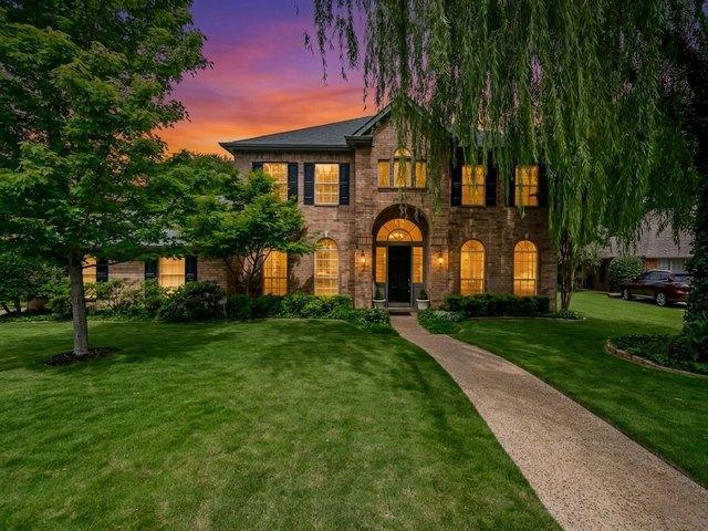 2704 Lakesedge Dr, McKinney, TX 75072