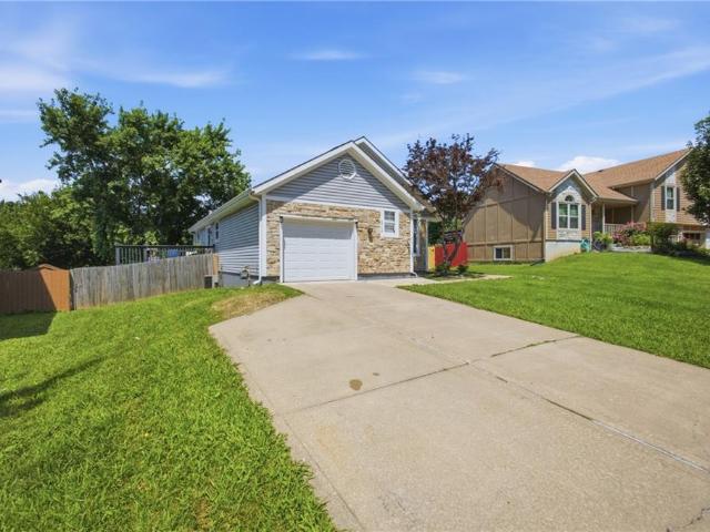 2704 S 46th Street