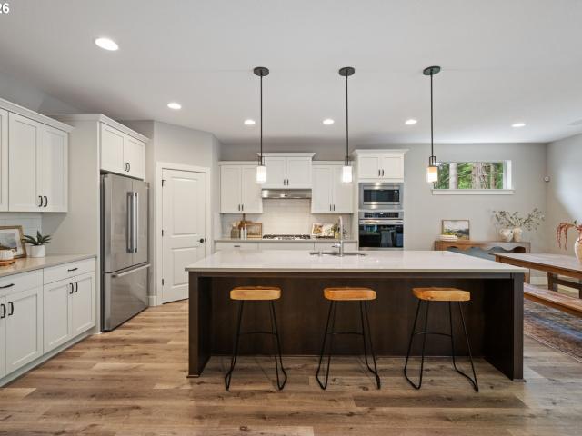 2704 SE 18TH AVE
