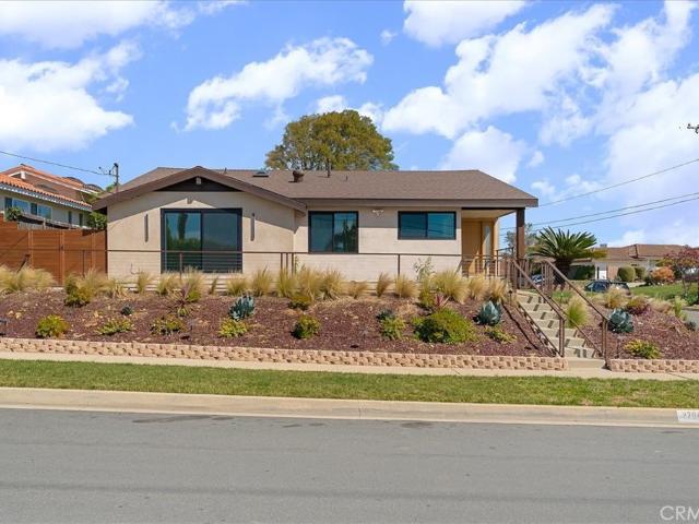 2704 Vista Mesa