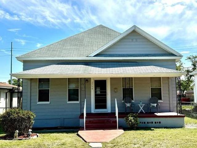 2704 W State St, Tampa, FL 33609