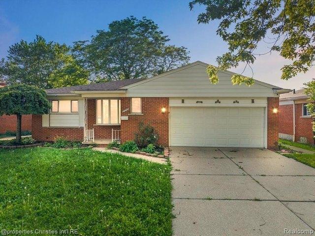 27059 Shackett Ave, Warren, MI 48093