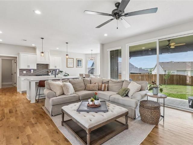 2705 Meadowbrook Court