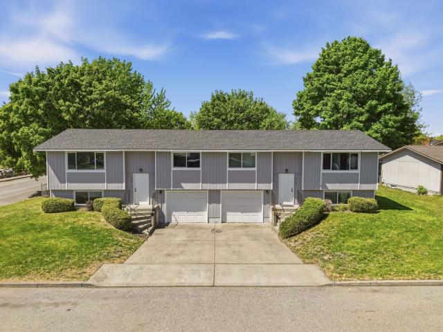 2705 N Robie Ct