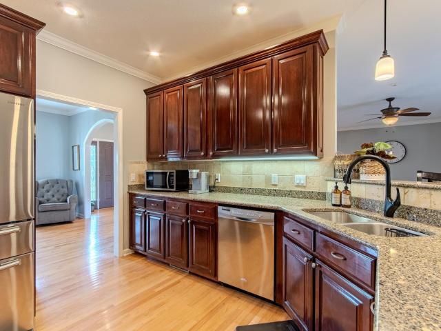 2705 oak grove rd