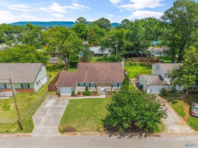 2705 Atlantic St SW, Huntsville, AL 35805