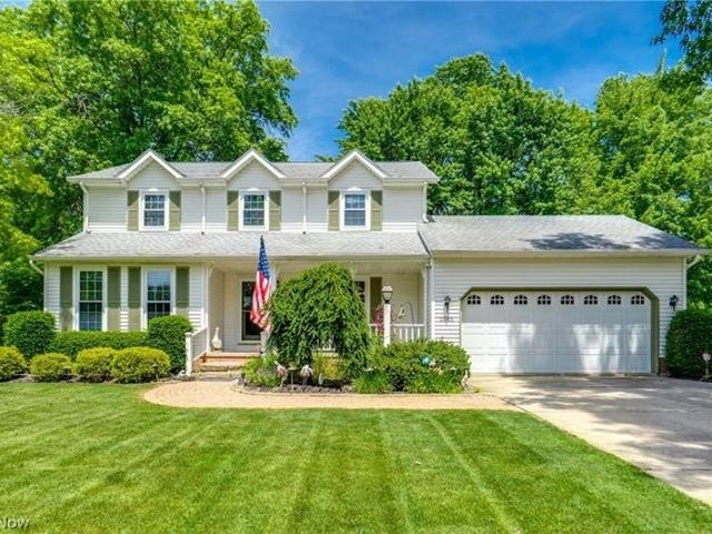 2705 Calais Dr, Stow, OH 44224