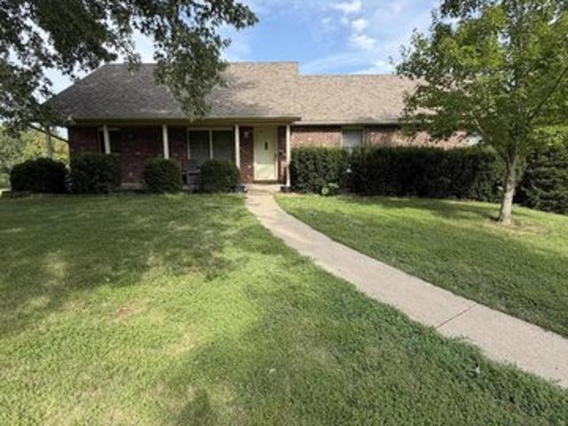 2705 Covey Ln, Jefferson City, MO 65109