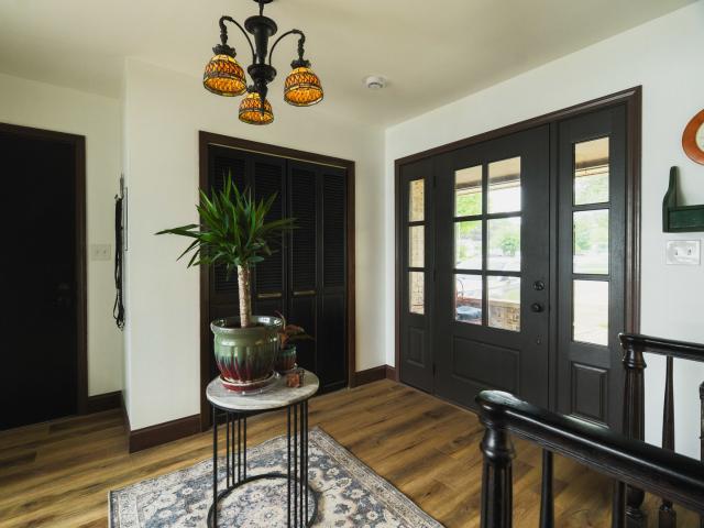 2705 Debo Drive