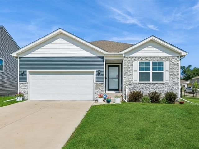 2705 E 50th Ct, Des Moines, IA 50317