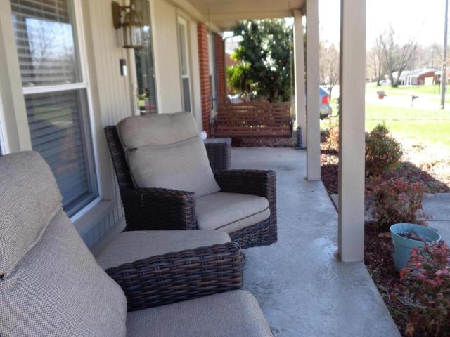 2705 Llandovery Dr