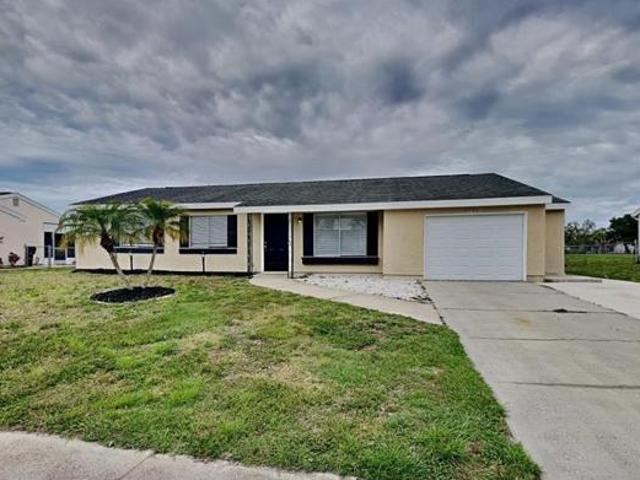 2705 Pan American Blvd, North Port, FL 34287