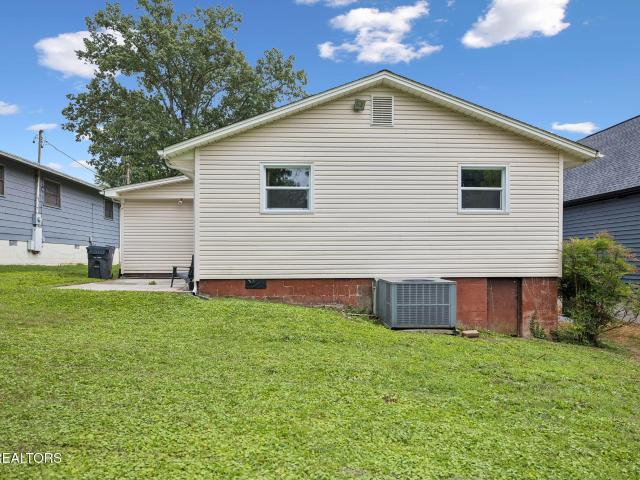2705 Spencer St NE, Knoxville, TN 37917 | MLS #1328