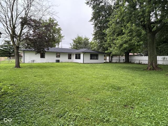 2705 W 38th Street