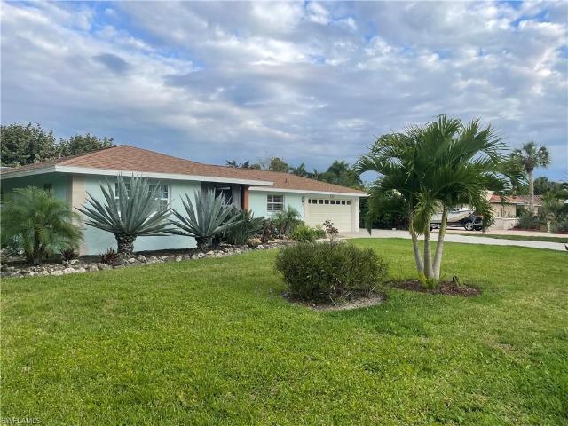 27061 Homewood Dr, Bonita Springs, FL 34135 | MLS #225084 | Compass