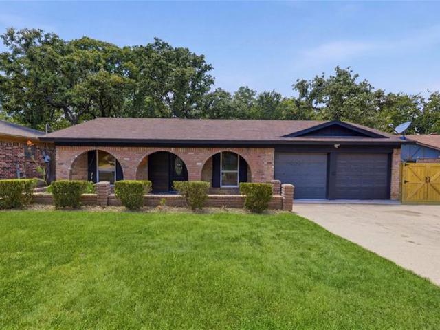 2706 Mintwood Pl, Arlington, TX 76016