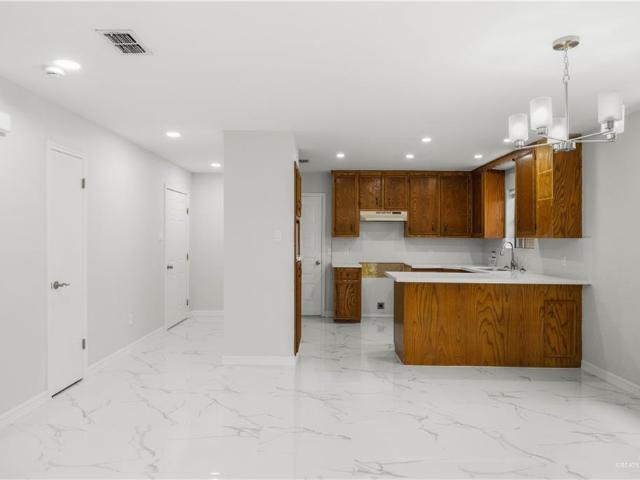 2706 Ashley Drive
