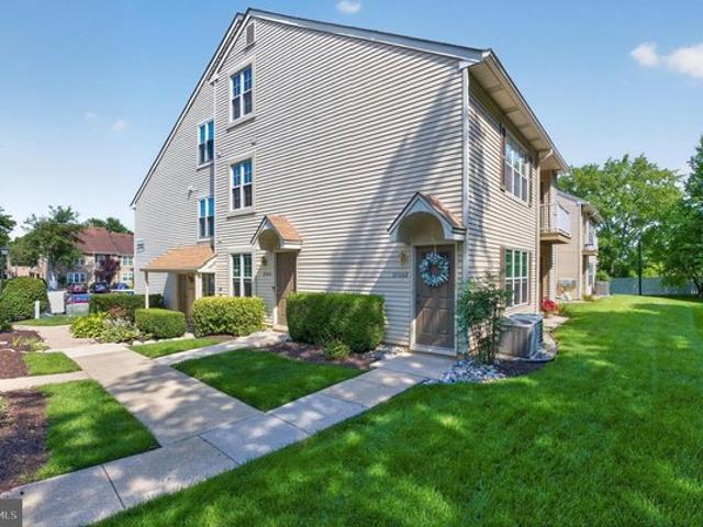 2706 B Heatherstone Ct, Mount Laurel, NJ 08054