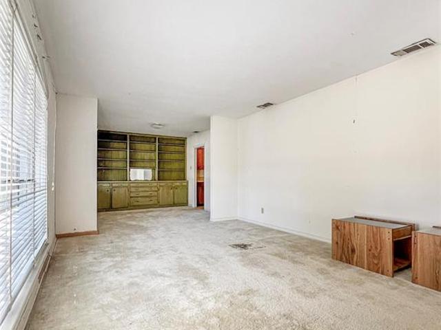 2706 Bois D Arc Street