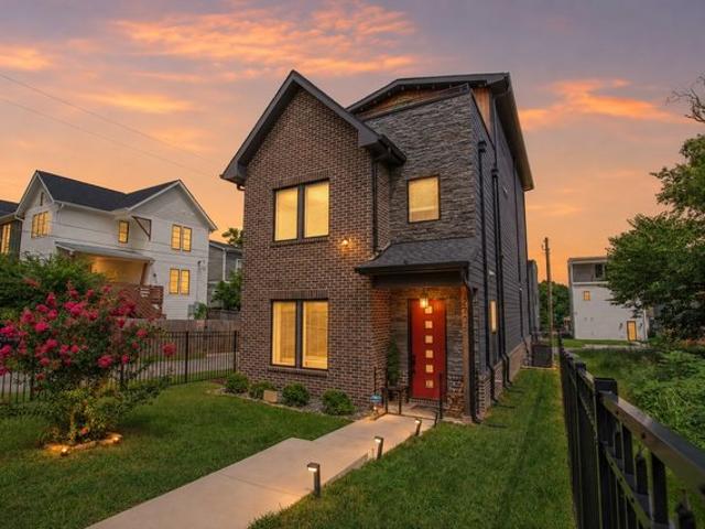 2706 Booker St, Nashville, TN 37208