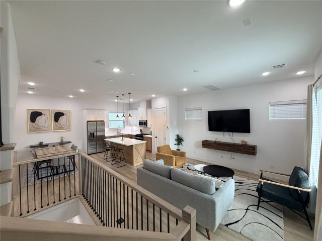 2706 Cochran Street