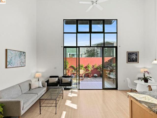 2706 Eighth St, Berkeley, CA 94710