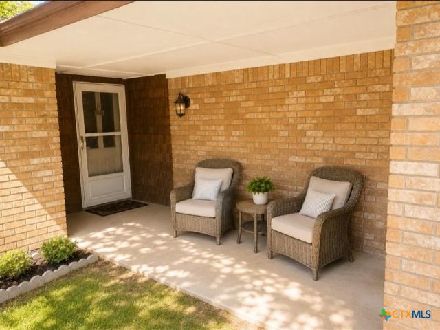 2706 Phyllis Drive