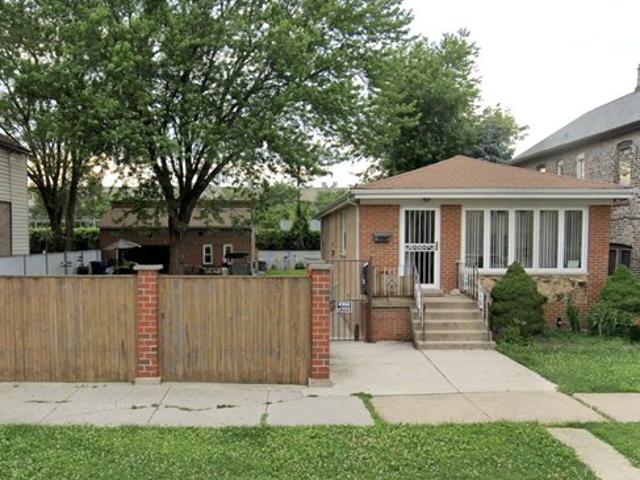 2706 S Hillock Ave, Chicago, IL 60608