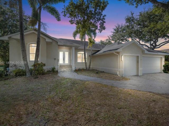 2706 Skimmer Point Dr S, Gulfport, FL 33707 | MLS #A11894