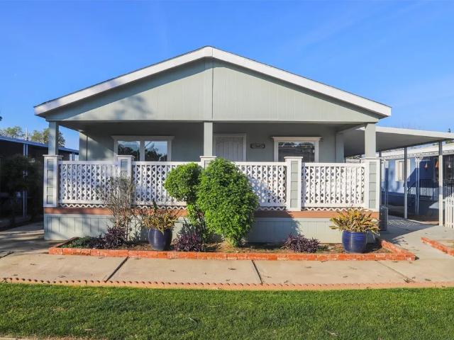 2706 W Ashlan Ave, Fresno, CA 93705 | MLS #FR26053 | Compass