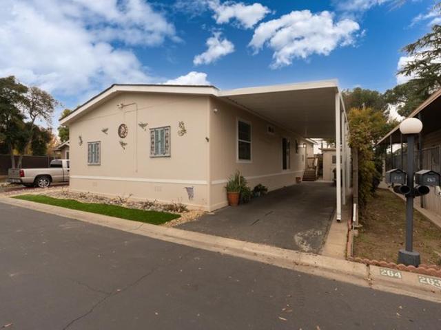 2706 W Ashlan Ave Spc 264, Fresno, CA 93705