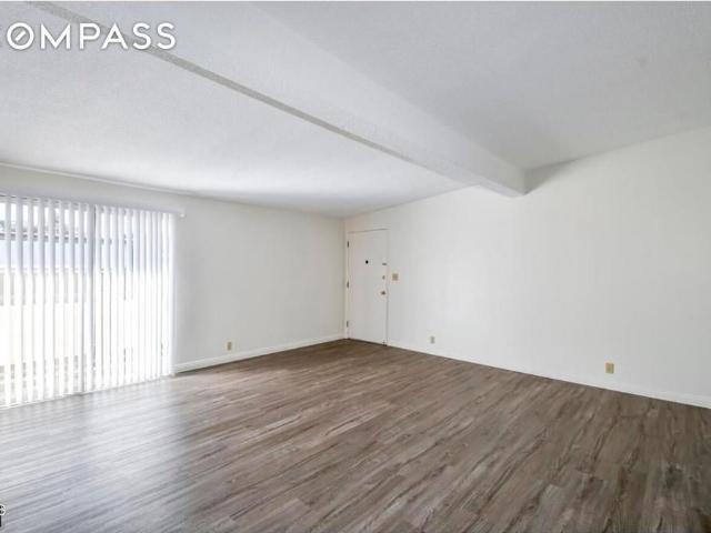 2707 Montrose Ave 10, Glendale, CA