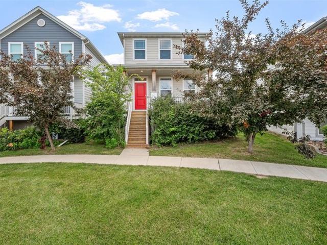 2707 NW 165th Ln, Clive, IA 50325