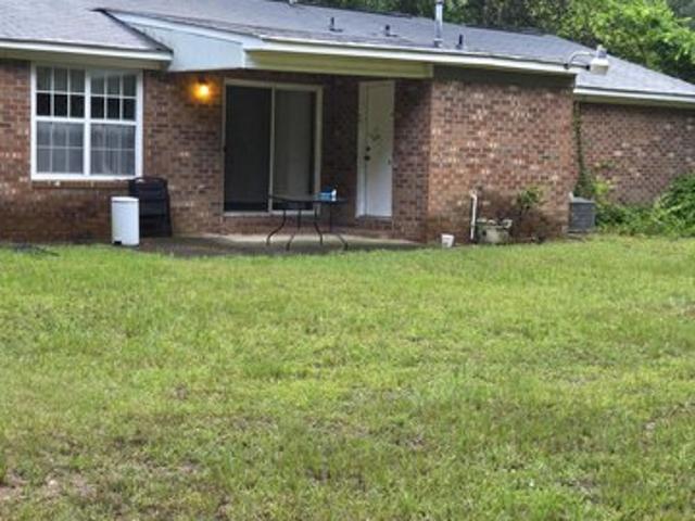 2707 Bob White Ct, Hephzibah, GA 30815