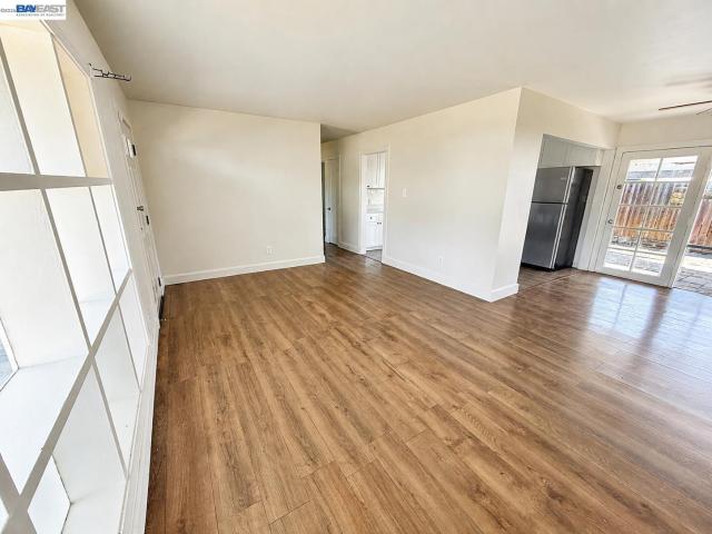 2707 Broadmoor Ave