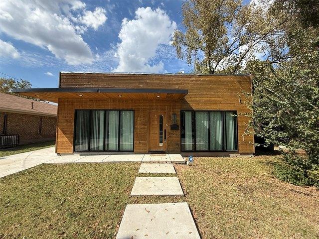 2707 Carpenter Ave, Dallas, TX 75215